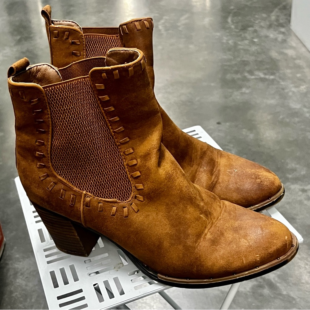 Penelope Brown Leather Distressed Ankle Boots - Gem